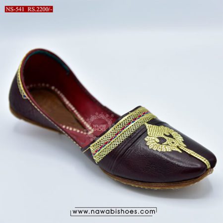 Get Men traditional khussa Price Online in Pakistan | Nawabishoes.Pk